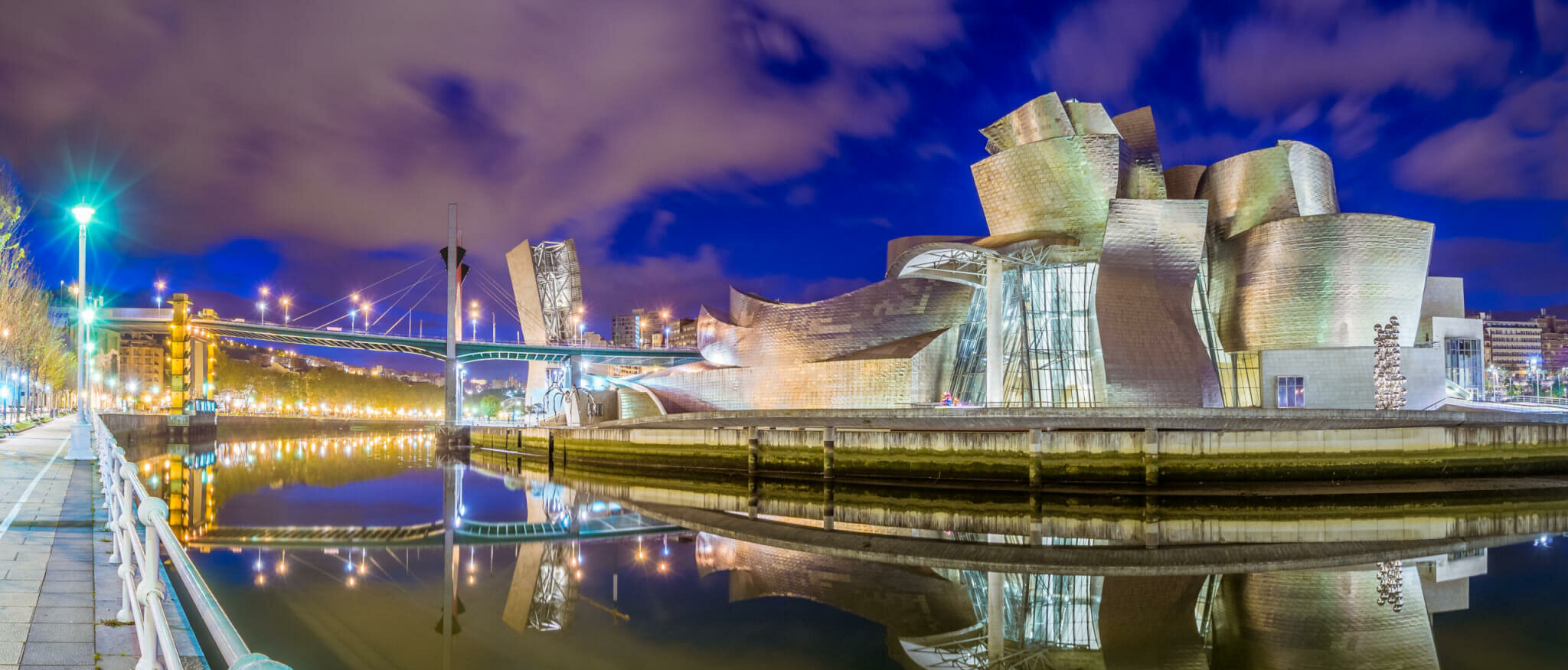 Franck Gehry, starchitecte ! • L'Éventail